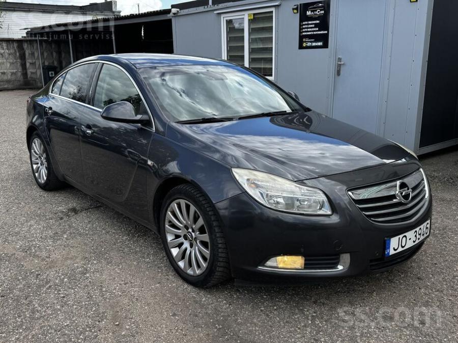 Pelēks Opel Insignia 2009 Daugavpils, ar dzinēja tilpumu 2.00 L un nobraukumu 0 tūkst. km par 2200 €, foto 1 vietnē AUTOMOTO.COM.LV