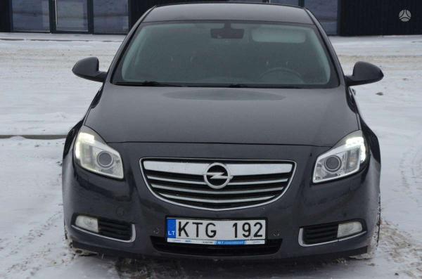 Pelēks Opel Insignia 2010 Šauļi, ar dzinēja tilpumu 1.96 L un nobraukumu 290 tūkst. km par 3200 €, foto 4 vietnē AUTOMOTO.COM.LV