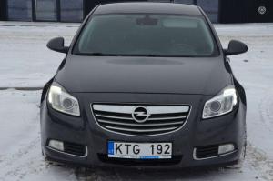 Grey Opel Insignia 2010 in Siauliai, with an engine capacity of 1.96 L and mileage of 290 thousand km for 3200 €, photo 4 on AUTOMOTO.COM.LV