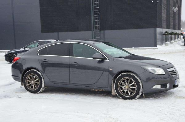 Pelēks Opel Insignia 2010 Šauļi, ar dzinēja tilpumu 1.96 L un nobraukumu 290 tūkst. km par 3200 €, foto 9 vietnē AUTOMOTO.COM.LV