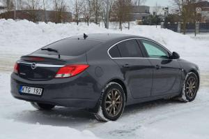 Grey Opel Insignia 2010 in Siauliai, with an engine capacity of 1.96 L and mileage of 290 thousand km for 3200 €, photo 11 on AUTOMOTO.COM.LV