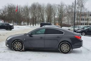 Grey Opel Insignia 2010 in Siauliai, with an engine capacity of 1.96 L and mileage of 290 thousand km for 3200 €, photo 15 on AUTOMOTO.COM.LV