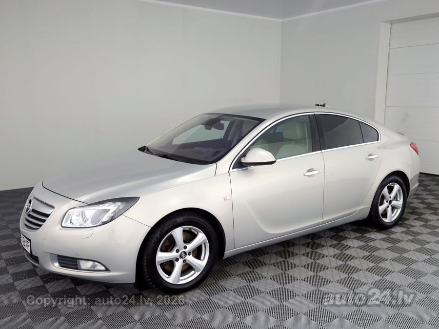 Pelēks Opel Insignia 2010 Tallina, ar dzinēja tilpumu 2.80 L un nobraukumu 277 tūkst. km par 1999 €, foto 3 vietnē AUTOMOTO.COM.LV