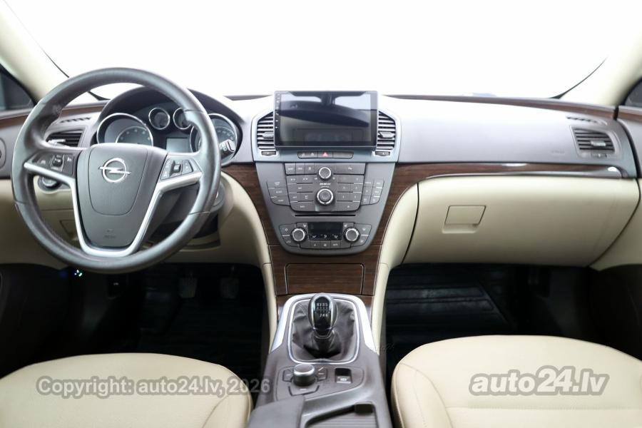 Pelēks Opel Insignia 2010 Tallina, ar dzinēja tilpumu 2.80 L un nobraukumu 277 tūkst. km par 1999 €, foto 6 vietnē AUTOMOTO.COM.LV