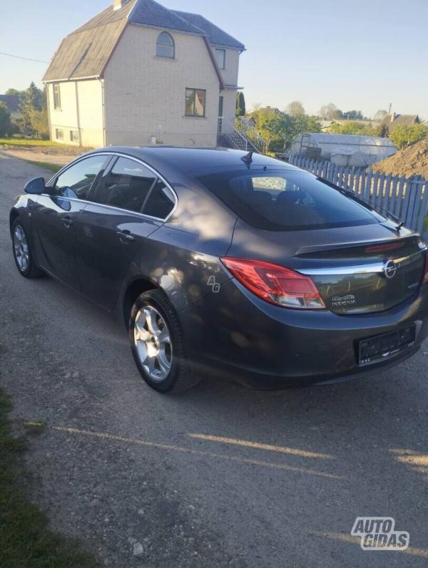 Pelēks Opel Insignia 2010 Marijampole, ar dzinēja tilpumu 2.00 L un nobraukumu 255 tūkst. km par 2799 €, foto 6 vietnē AUTOMOTO.COM.LV