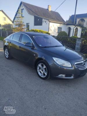Pelēks Opel Insignia 2010 Marijampole, ar dzinēja tilpumu 2.00 L un nobraukumu 255 tūkst. km par 2799 €, foto  vietnē AUTOMOTO.COM.LV