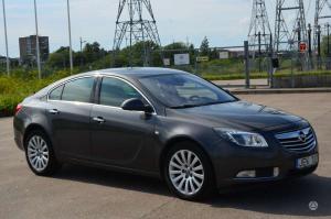 Grey Opel Insignia 2010 in Siauliai, with an engine capacity of 1.96 L and mileage of 290 thousand km for 3100 €, photo 10 on AUTOMOTO.COM.LV