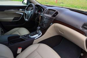 Grey Opel Insignia 2010 in Siauliai, with an engine capacity of 1.96 L and mileage of 290 thousand km for 3100 €, photo 30 on AUTOMOTO.COM.LV