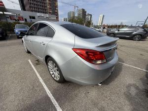 Grey Opel Insignia 2010 in Vilnius, with an engine capacity of 2.00 L and mileage of 289 thousand km for 1600 €, photo 4 on AUTOMOTO.COM.LV