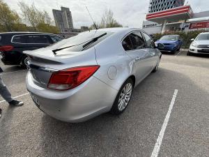 Grey Opel Insignia 2010 in Vilnius, with an engine capacity of 2.00 L and mileage of 289 thousand km for 1600 €, photo 5 on AUTOMOTO.COM.LV
