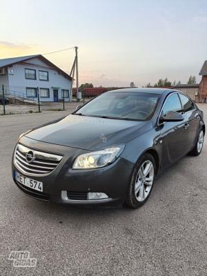 Pelēks Opel Insignia 2010 Panevēža, ar dzinēja tilpumu 2.00 L un nobraukumu 360 tūkst. km par 1650 €, foto  vietnē AUTOMOTO.COM.LV