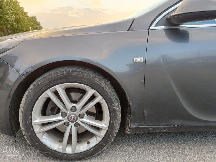 Pelēks Opel Insignia 2010 Panevēža, ar dzinēja tilpumu 2.00 L un nobraukumu 360 tūkst. km par 1650 €, foto 6 vietnē AUTOMOTO.COM.LV