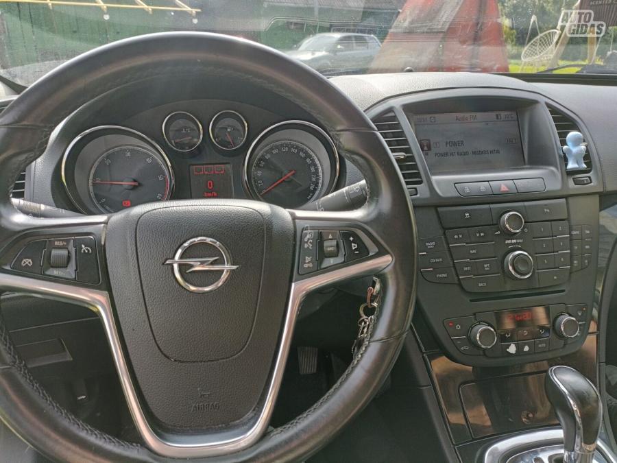 Pelēks Opel Insignia 2010 Panevēža, ar dzinēja tilpumu 2.00 L un nobraukumu 360 tūkst. km par 1650 €, foto 8 vietnē AUTOMOTO.COM.LV