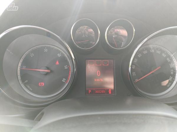 Grey Opel Insignia 2010 in Panevezys, with an engine capacity of 2.00 L and mileage of 360 thousand km for 1650 €, photo 7 on AUTOMOTO.COM.LV
