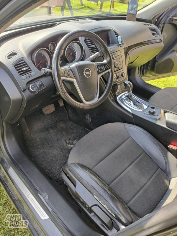Grey Opel Insignia 2010 in Panevezys, with an engine capacity of 2.00 L and mileage of 360 thousand km for 1650 €, photo 11 on AUTOMOTO.COM.LV