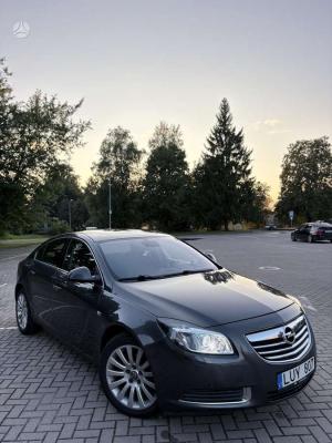 Pelēks Opel Insignia 2010 Viļņa, ar dzinēja tilpumu 1.96 L un nobraukumu 387 tūkst. km par 2299 €, foto  vietnē AUTOMOTO.COM.LV