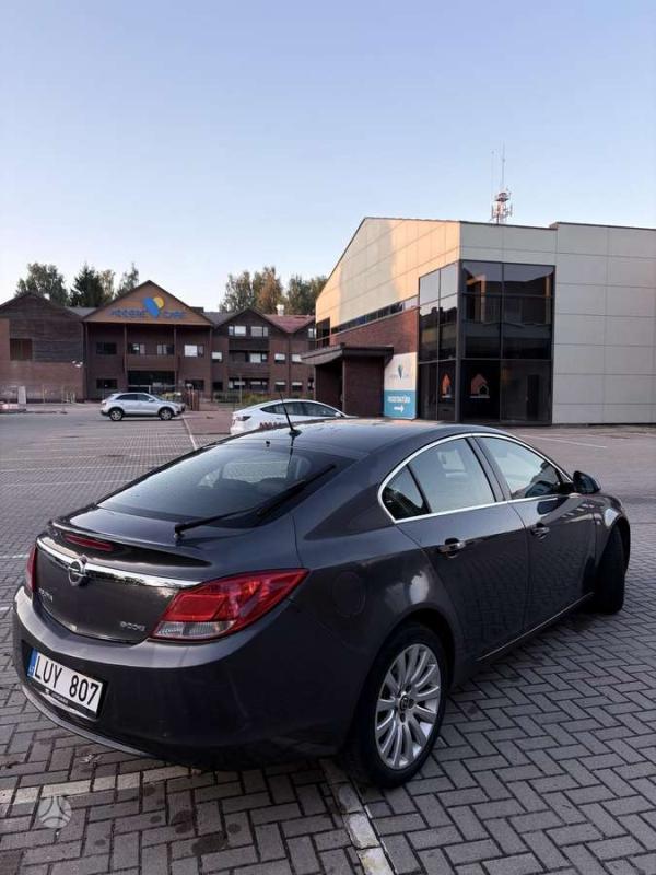 Pelēks Opel Insignia 2010 Viļņa, ar dzinēja tilpumu 1.96 L un nobraukumu 387 tūkst. km par 2299 €, foto 3 vietnē AUTOMOTO.COM.LV