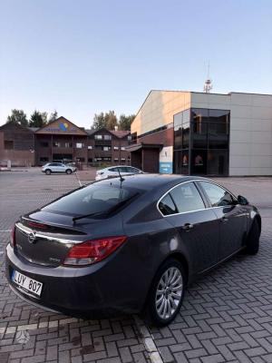 Pelēks Opel Insignia 2010 Viļņa, ar dzinēja tilpumu 1.96 L un nobraukumu 387 tūkst. km par 2299 €, foto 3 vietnē AUTOMOTO.COM.LV