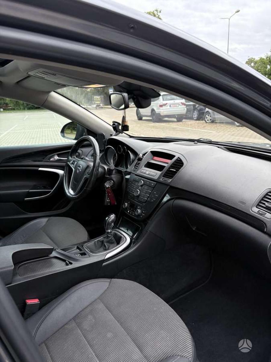 Pelēks Opel Insignia 2010 Viļņa, ar dzinēja tilpumu 1.96 L un nobraukumu 387 tūkst. km par 2299 €, foto 11 vietnē AUTOMOTO.COM.LV