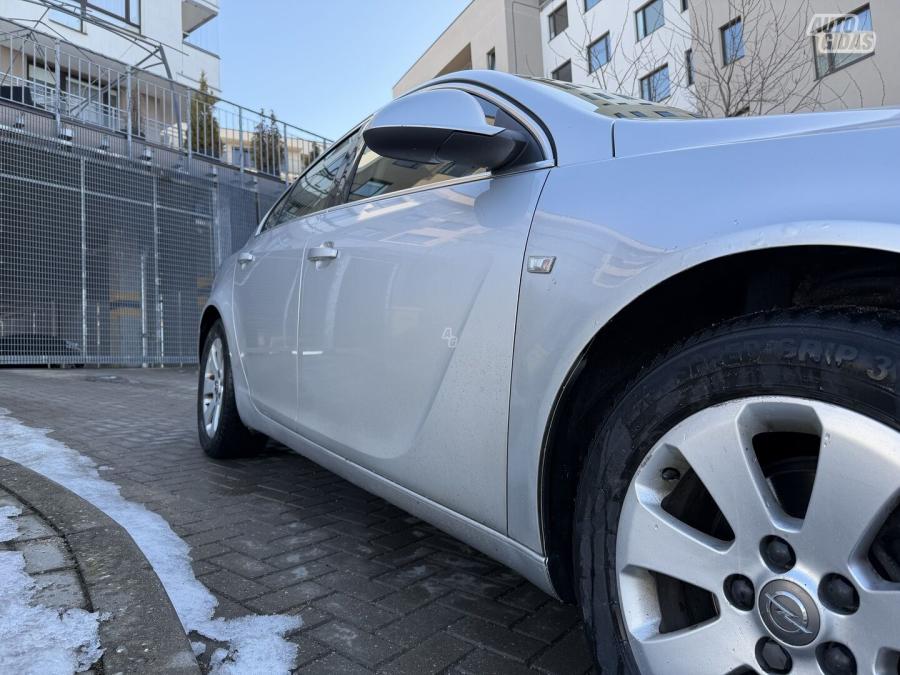 Grey Opel Insignia 2011 in Vilnius, with an engine capacity of 1.80 L and mileage of 273 thousand km for 2500 €, photo 10 on AUTOMOTO.COM.LV