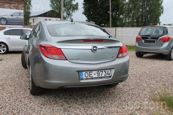 Pelēks Opel Insignia 2011 Daugavpils, ar dzinēja tilpumu 2.00 L un nobraukumu 262 tūkst. km par 4090 €, foto 5 vietnē AUTOMOTO.COM.LV
