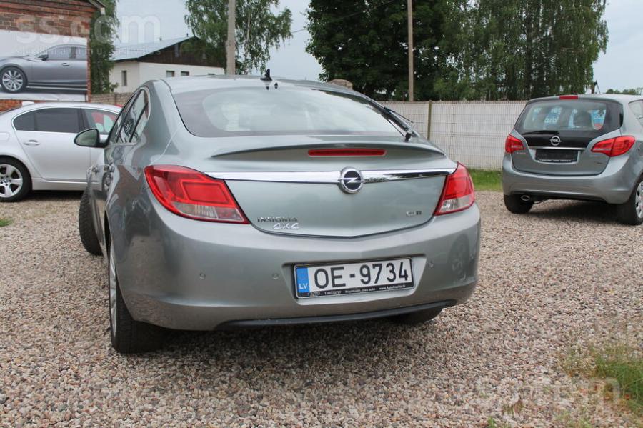 Pelēks Opel Insignia 2011 Daugavpils, ar dzinēja tilpumu 2.00 L un nobraukumu 262 tūkst. km par 4090 €, foto 6 vietnē AUTOMOTO.COM.LV