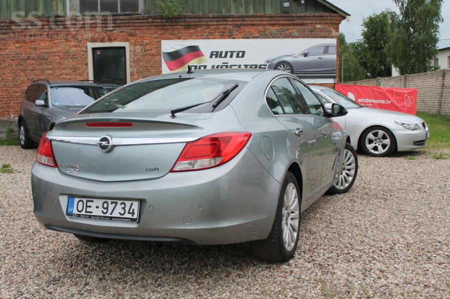 Pelēks Opel Insignia 2011 Daugavpils, ar dzinēja tilpumu 2.00 L un nobraukumu 262 tūkst. km par 4090 €, foto 7 vietnē AUTOMOTO.COM.LV