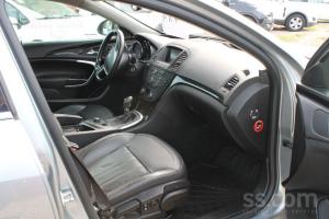 Pelēks Opel Insignia 2011 Daugavpils, ar dzinēja tilpumu 2.00 L un nobraukumu 262 tūkst. km par 4090 €, foto 10 vietnē AUTOMOTO.COM.LV