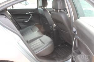 Pelēks Opel Insignia 2011 Daugavpils, ar dzinēja tilpumu 2.00 L un nobraukumu 262 tūkst. km par 4090 €, foto 11 vietnē AUTOMOTO.COM.LV