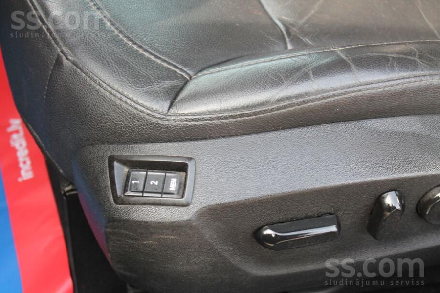 Pelēks Opel Insignia 2011 Daugavpils, ar dzinēja tilpumu 2.00 L un nobraukumu 262 tūkst. km par 4090 €, foto 16 vietnē AUTOMOTO.COM.LV
