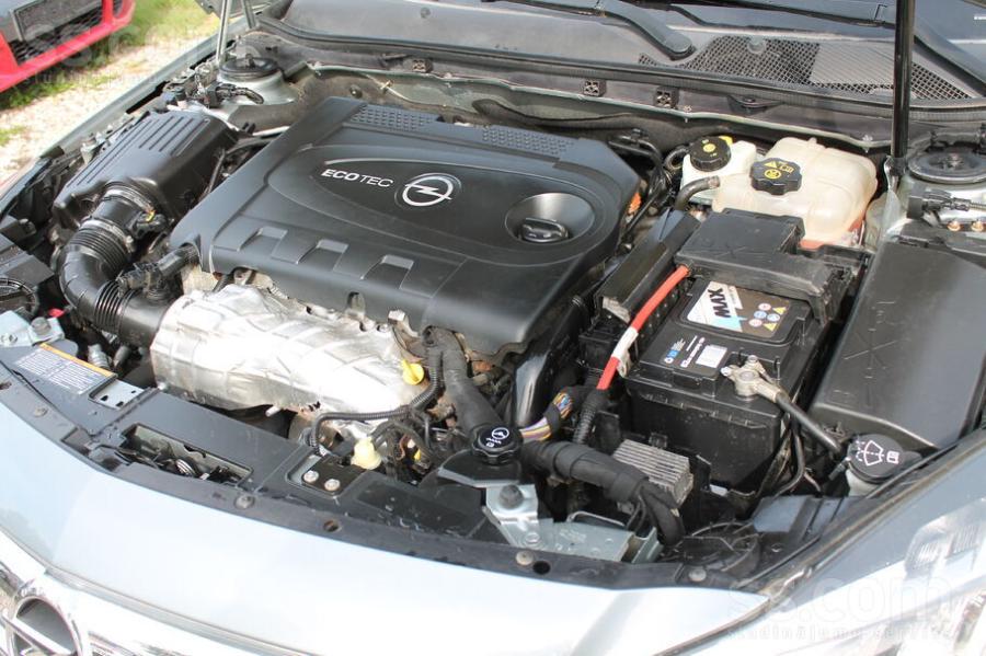 Pelēks Opel Insignia 2011 Daugavpils, ar dzinēja tilpumu 2.00 L un nobraukumu 262 tūkst. km par 4090 €, foto 24 vietnē AUTOMOTO.COM.LV