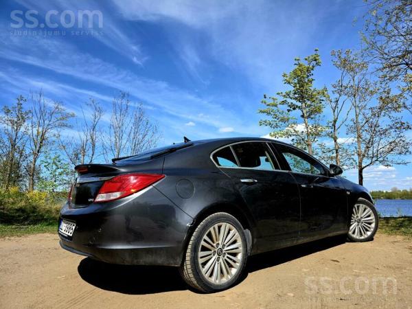 Pelēks Opel Insignia 2011 Rīga, ar dzinēja tilpumu 2.00 L un nobraukumu 216 tūkst. km par 1600 €, foto 3 vietnē AUTOMOTO.COM.LV