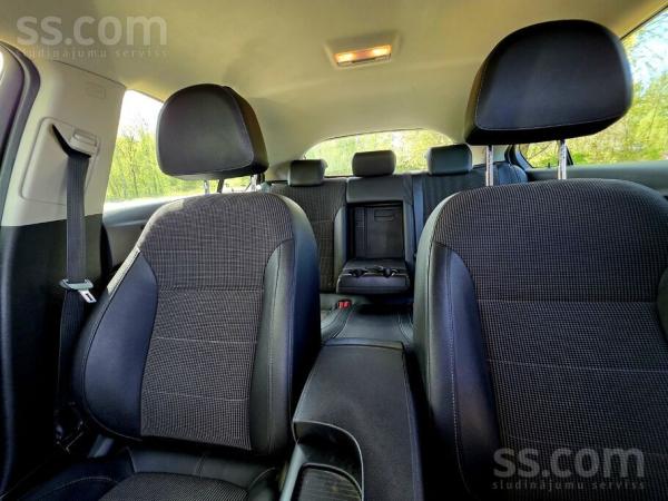 Pelēks Opel Insignia 2011 Rīga, ar dzinēja tilpumu 2.00 L un nobraukumu 216 tūkst. km par 1600 €, foto 7 vietnē AUTOMOTO.COM.LV