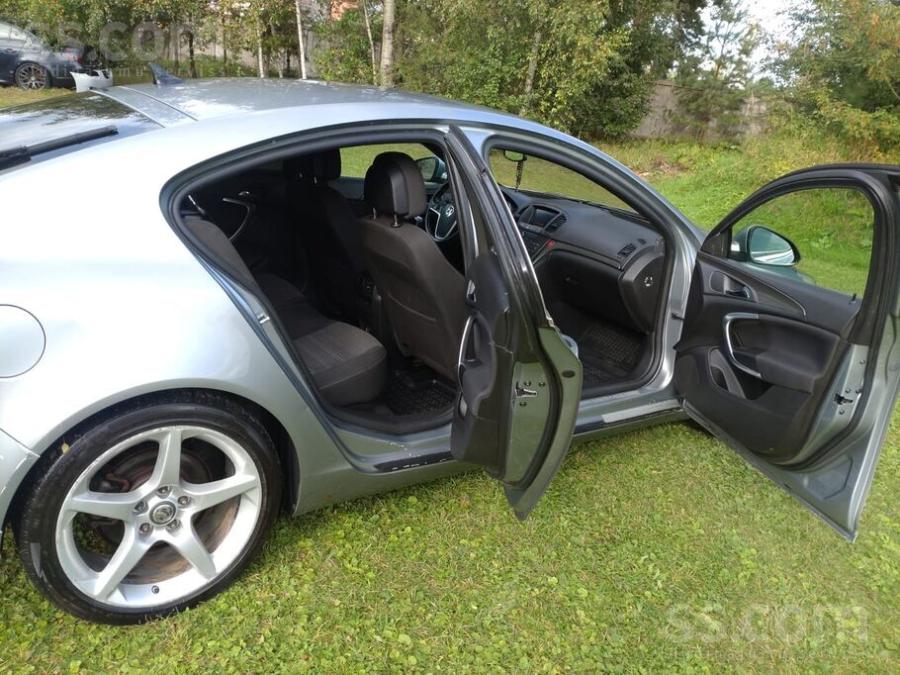 Pelēks Opel Insignia 2011 Jēkabpils, ar dzinēja tilpumu 2.00 L un nobraukumu 309 tūkst. km par 2200 €, foto 4 vietnē AUTOMOTO.COM.LV