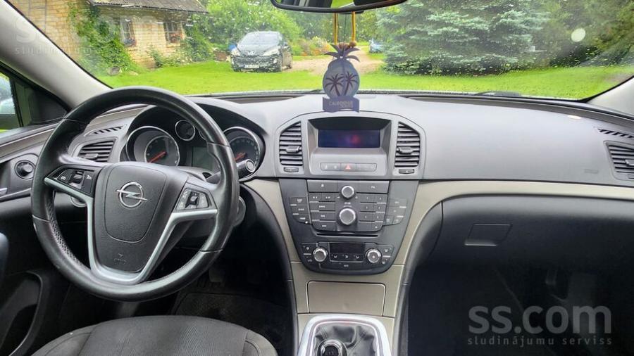 Pelēks Opel Insignia 2011 Saldus, ar dzinēja tilpumu 1.60 L un nobraukumu 139 tūkst. km par 3500 €, foto 11 vietnē AUTOMOTO.COM.LV