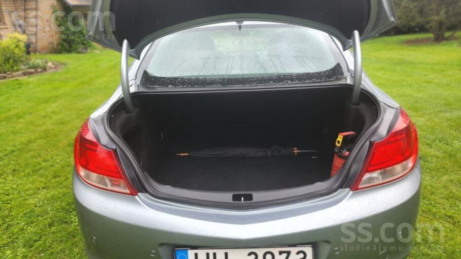 Pelēks Opel Insignia 2011 Saldus, ar dzinēja tilpumu 1.60 L un nobraukumu 139 tūkst. km par 3500 €, foto 16 vietnē AUTOMOTO.COM.LV
