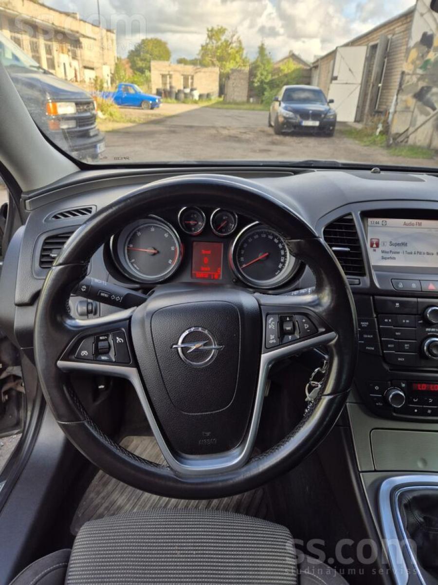Pelēks Opel Insignia 2011 Liepāja, ar dzinēja tilpumu 2.00 L un nobraukumu 326 tūkst. km par 4300 €, foto 6 vietnē AUTOMOTO.COM.LV
