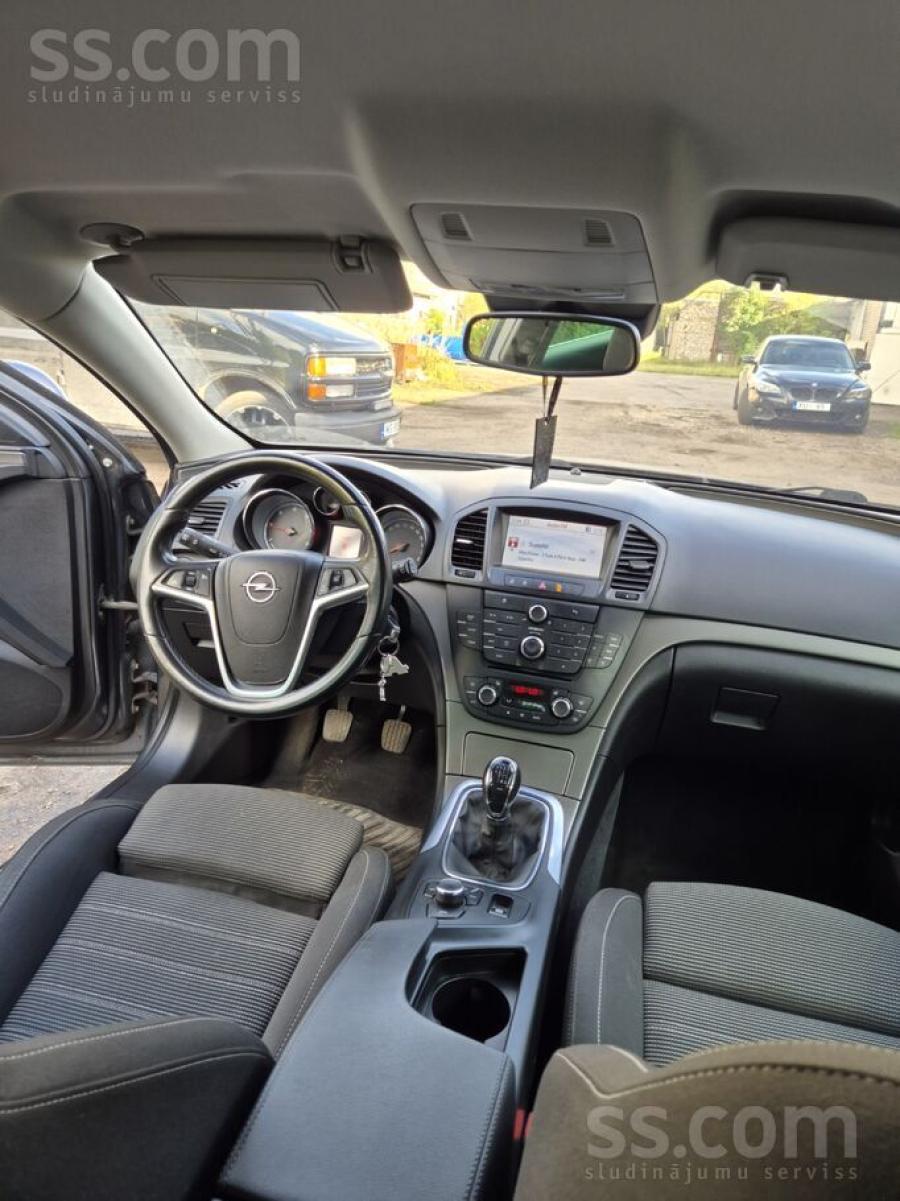 Pelēks Opel Insignia 2011 Liepāja, ar dzinēja tilpumu 2.00 L un nobraukumu 326 tūkst. km par 4300 €, foto 7 vietnē AUTOMOTO.COM.LV