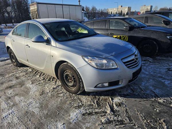 Pelēks Opel Insignia 2012 Kauņa, ar dzinēja tilpumu 1.96 L un nobraukumu 216 tūkst. km par 1999 €, foto 10 vietnē AUTOMOTO.COM.LV