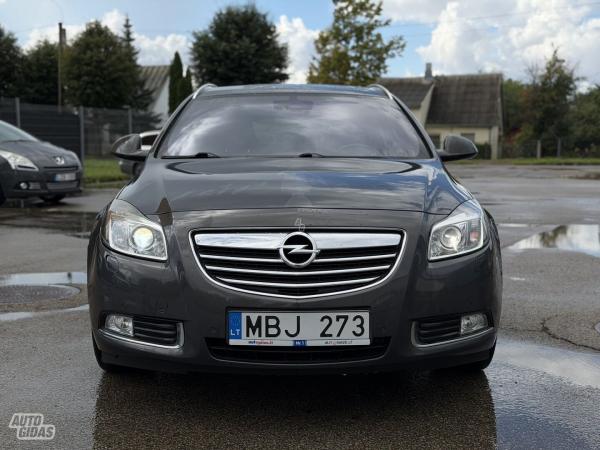 Grey Opel Insignia 2013 in Siauliai, with an engine capacity of 2.00 L and mileage of 275 thousand km for 2850 €, photo 3 on AUTOMOTO.COM.LV