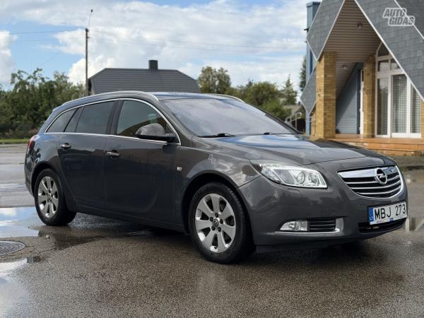 Grey Opel Insignia 2013 in Siauliai, with an engine capacity of 2.00 L and mileage of 275 thousand km for 2850 €, photo 4 on AUTOMOTO.COM.LV