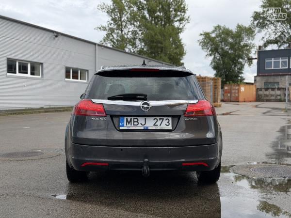 Grey Opel Insignia 2013 in Siauliai, with an engine capacity of 2.00 L and mileage of 275 thousand km for 2850 €, photo 6 on AUTOMOTO.COM.LV