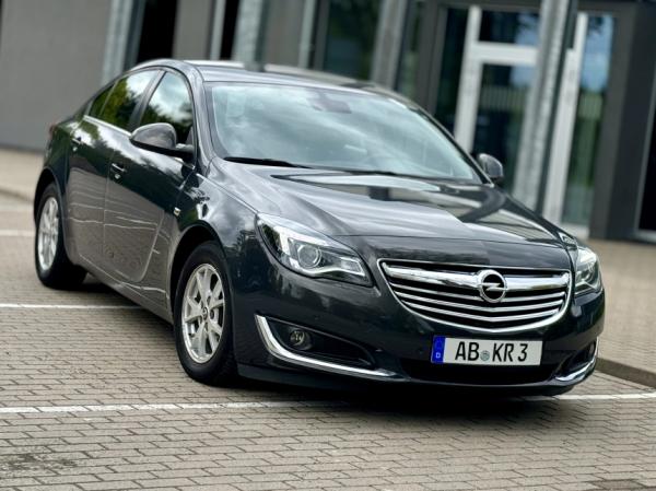 Pelēks Opel Insignia 2014 Rīga, ar dzinēja tilpumu 2.00 L un nobraukumu 187 tūkst. km par 5490 €, foto 1 vietnē AUTOMOTO.COM.LV