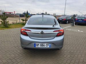 Grey Opel Insignia 2015 in Taurage, with an engine capacity of 1.96 L and mileage of 296 thousand km for 5200 €, photo 5 on AUTOMOTO.COM.LV
