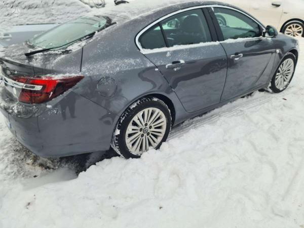 Grey Opel Insignia 2015 in Taurage, with an engine capacity of 1.60 L and mileage of 143 thousand km for 5500 €, photo 5 on AUTOMOTO.COM.LV
