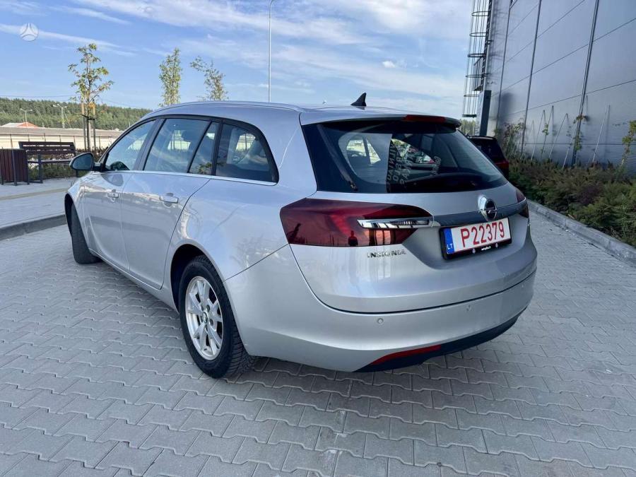 Pelēks Opel Insignia 2015 Viļņa, ar dzinēja tilpumu 1.96 L un nobraukumu 235 tūkst. km par 4250 €, foto 4 vietnē AUTOMOTO.COM.LV