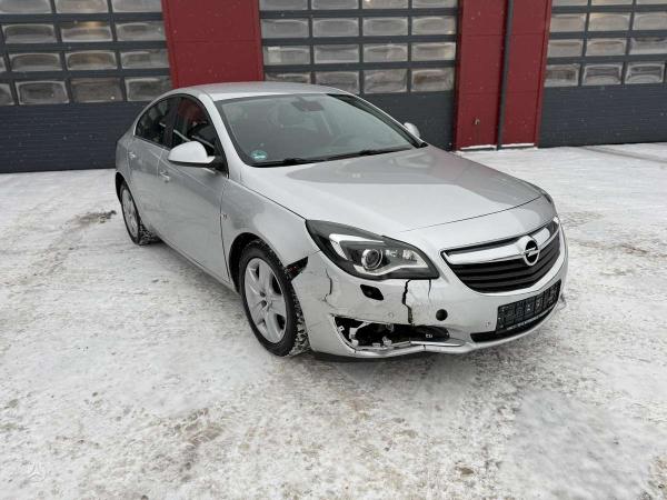 Pelēks Opel Insignia 2016 Kauņa, ar dzinēja tilpumu 1.60 L un nobraukumu 300 tūkst. km par 4000 €, foto 7 vietnē AUTOMOTO.COM.LV