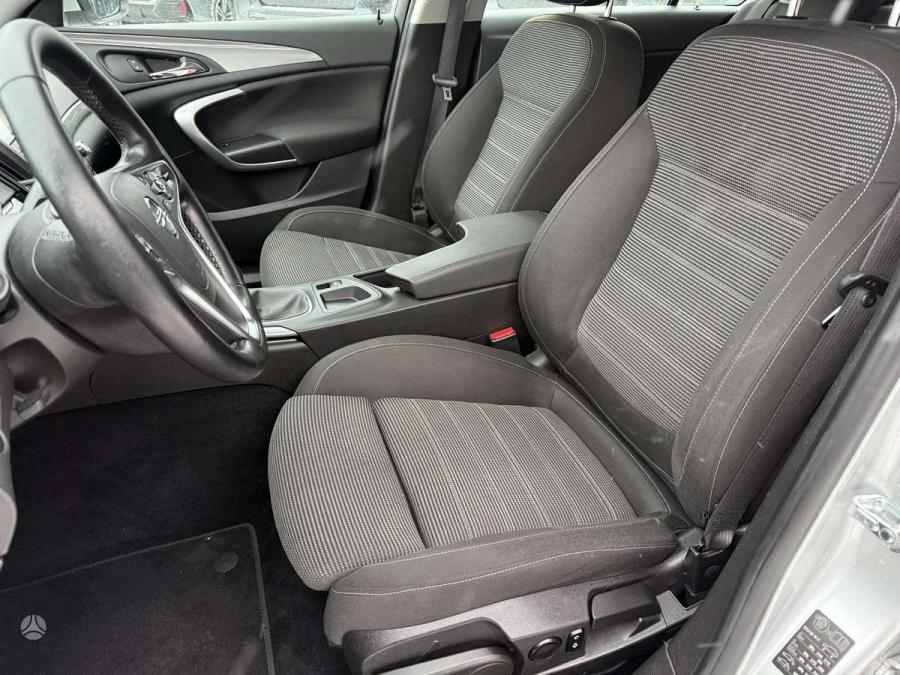 Серый Опель Инсигния 2016 в Каунас, объемом двигателя 1.60 л и пробегом 300 тыс. км за 4000 €, фото 15 на AUTOMOTO.COM.LV