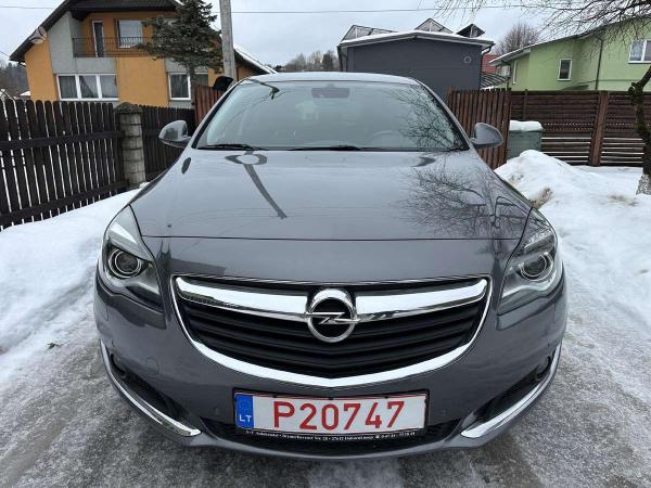 Grey Opel Insignia 2016 in Prienai, with an engine capacity of 1.96 L and mileage of 204 thousand km for 5900 €, photo 3 on AUTOMOTO.COM.LV