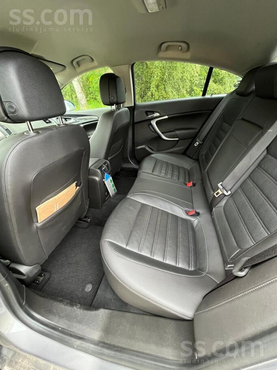 Pelēks Opel Insignia 2016 Rīga, ar dzinēja tilpumu 1.60 L un nobraukumu 252 tūkst. km par 7000 €, foto 12 vietnē AUTOMOTO.COM.LV